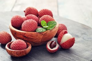 Lichia Fruta: Para que serve, valor nutricional, benefícios e ...